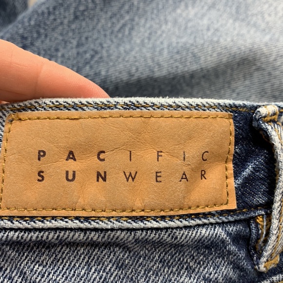 PacSun | Jeans | Pacific Sunwear Pacsun Mom Jeans Button Fly Sz 28 ...
